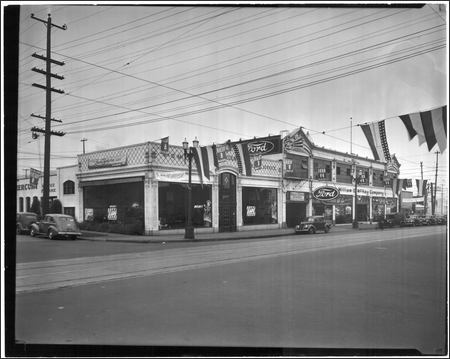 Old signs capture city's history - News - The Sign Syndicate